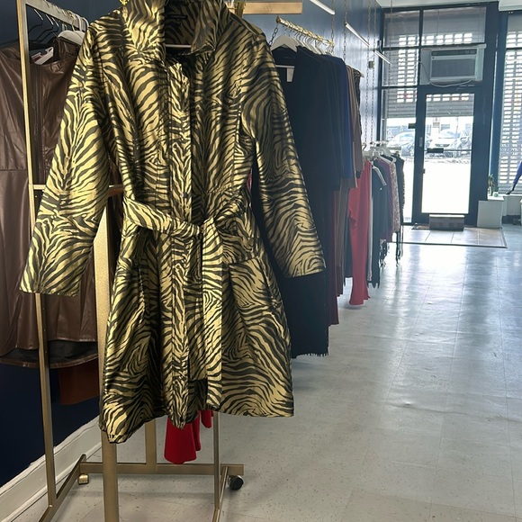 Samuel Dong | Jackets & Coats | Ladies Trench Coat Size Medium In ...